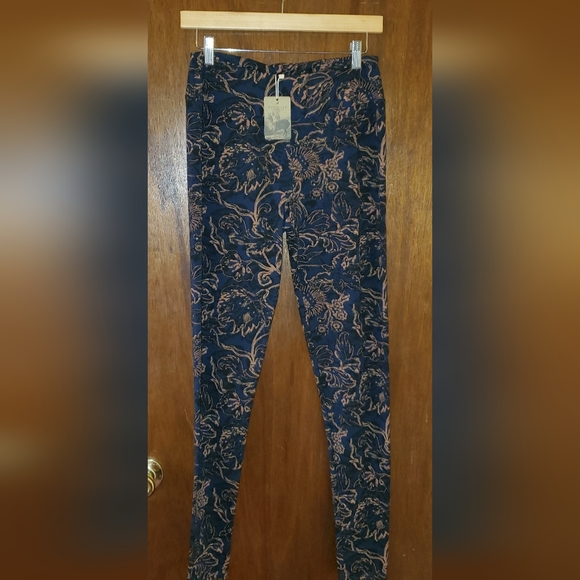 Peruvian Connection | Pants & Jumpsuits | Nwt Peruvian Collection ...